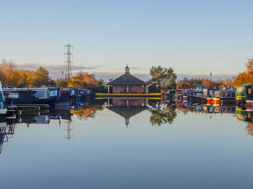 Barton Grange Marina | Lancaster Canal Picturesque Landscapes